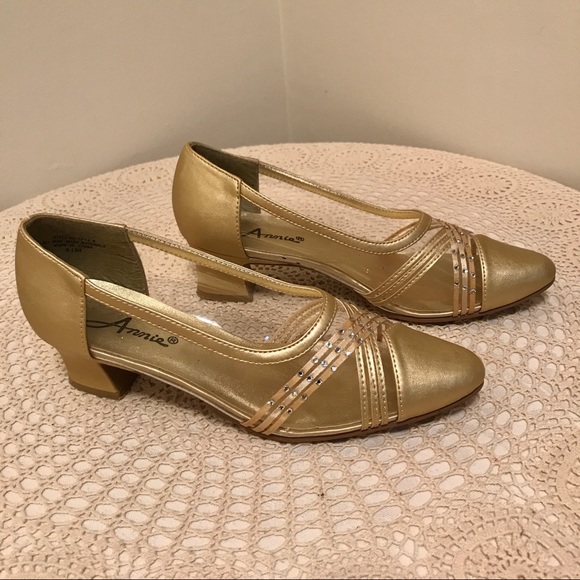 Annie | Shoes | Annie Deluxe Dress Pump Gold Glitter Metallic With ...